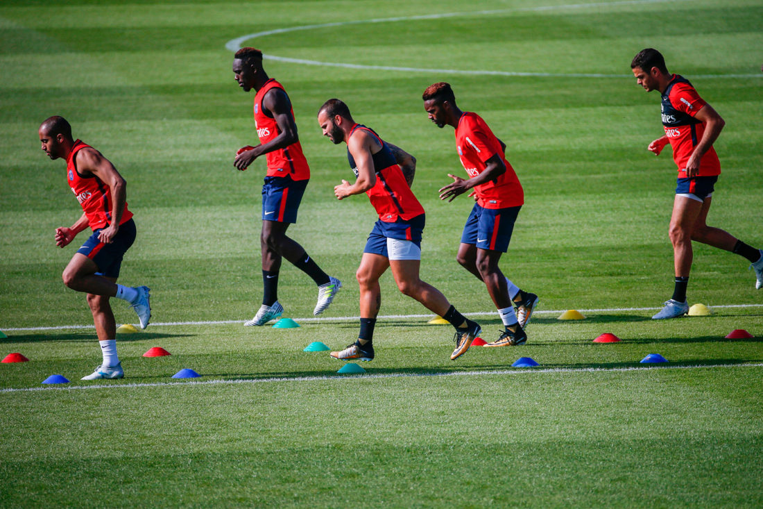 Should PSG Deploy a 3-4-3 Formation Next Season? - PSG Talk