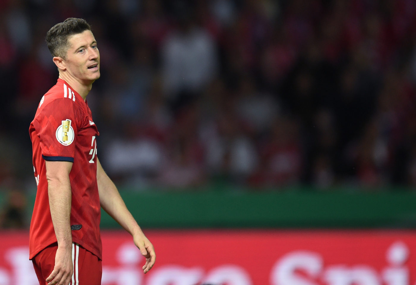 Bayern Munich Striker Robert Lewandowski Picks up an Injury as ...