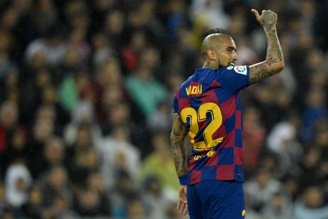 Report: PSG Aiming to Sign Barcelona Midfielder Vidal - PSG Talk