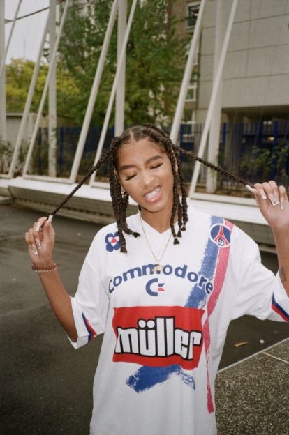 Photo: PSG Launches Throwback Kits From the 1990s