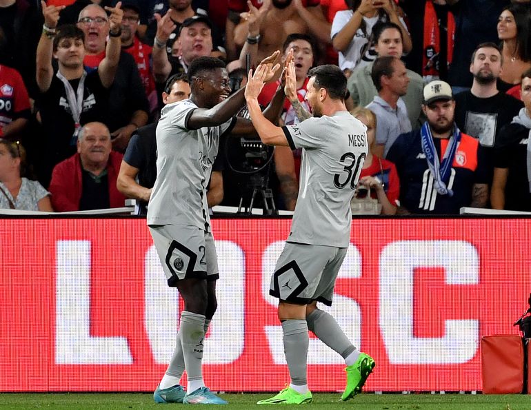 Lionel Messi Generates Build Up, Scores PSG's Second Goal vs. Lille