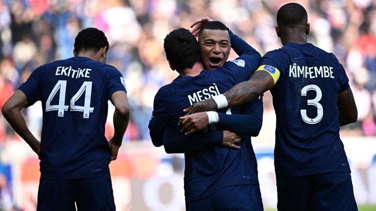 Watch Mbappe, Messi Connect for Fantastic Goal in PSG's Open Practice