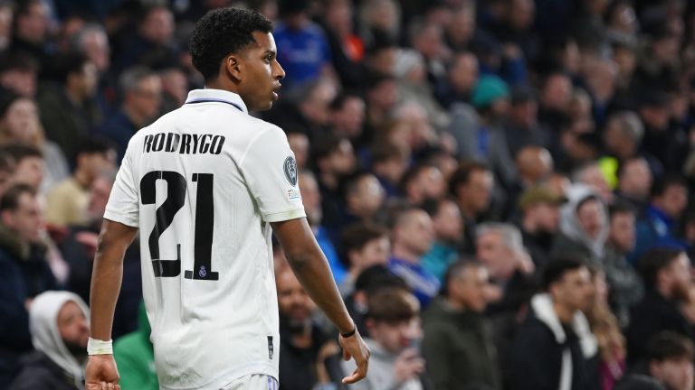 Real Madrid to Say Goodbye to Key Player in Kylian Mbappé Signing?