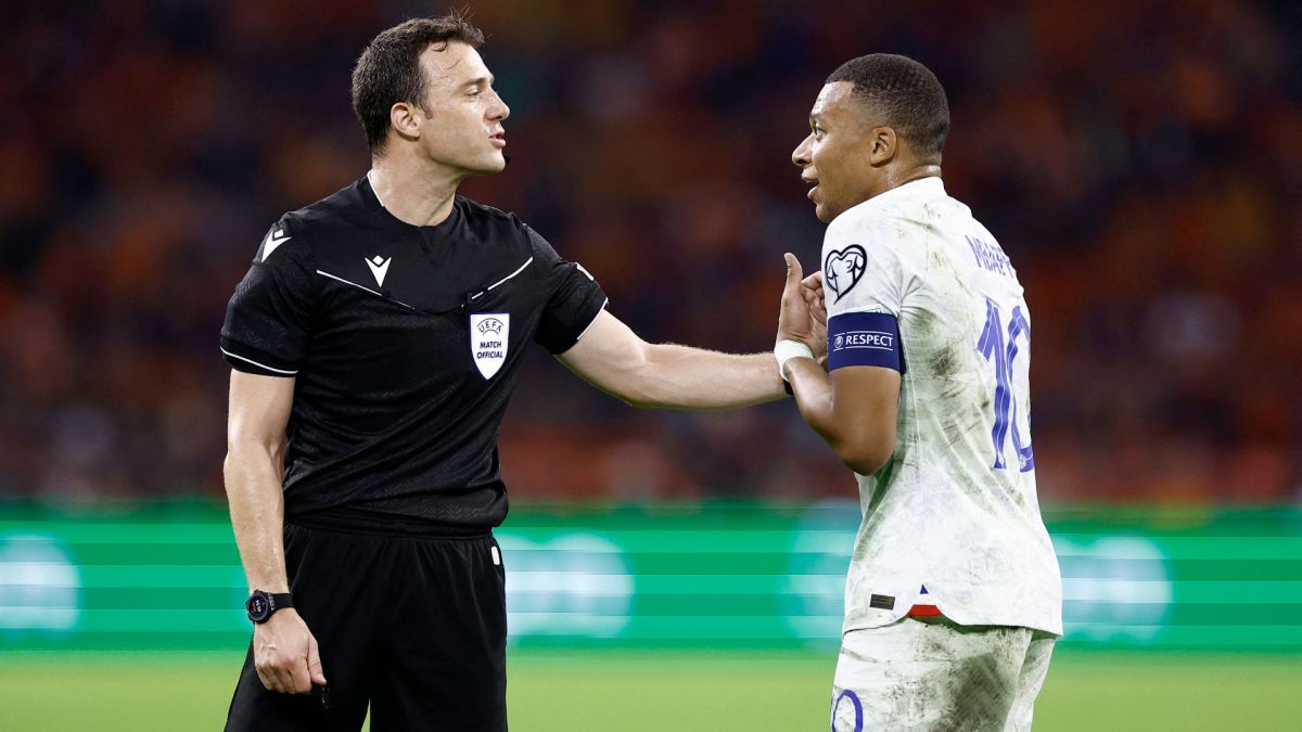 Watch Kylian Mbappé Hilariously Troll Inter Milan's Denzel Dumfries