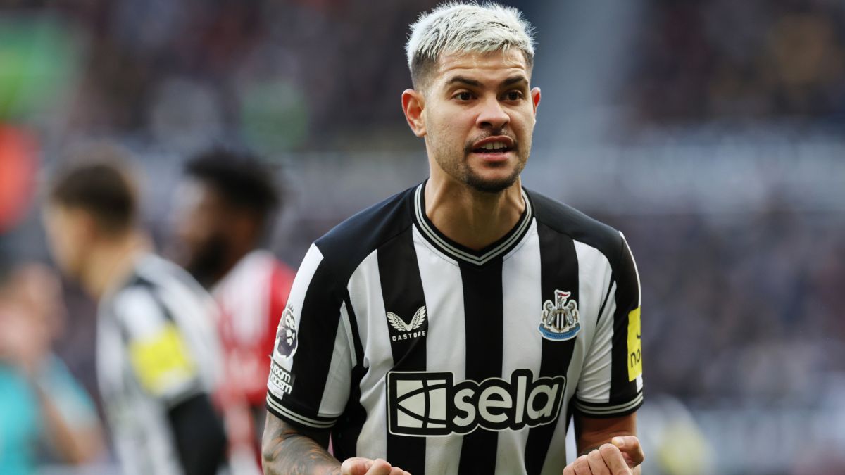 Newcastle's Guimarães Sparks Social Media Storm Amid PSG Rumors