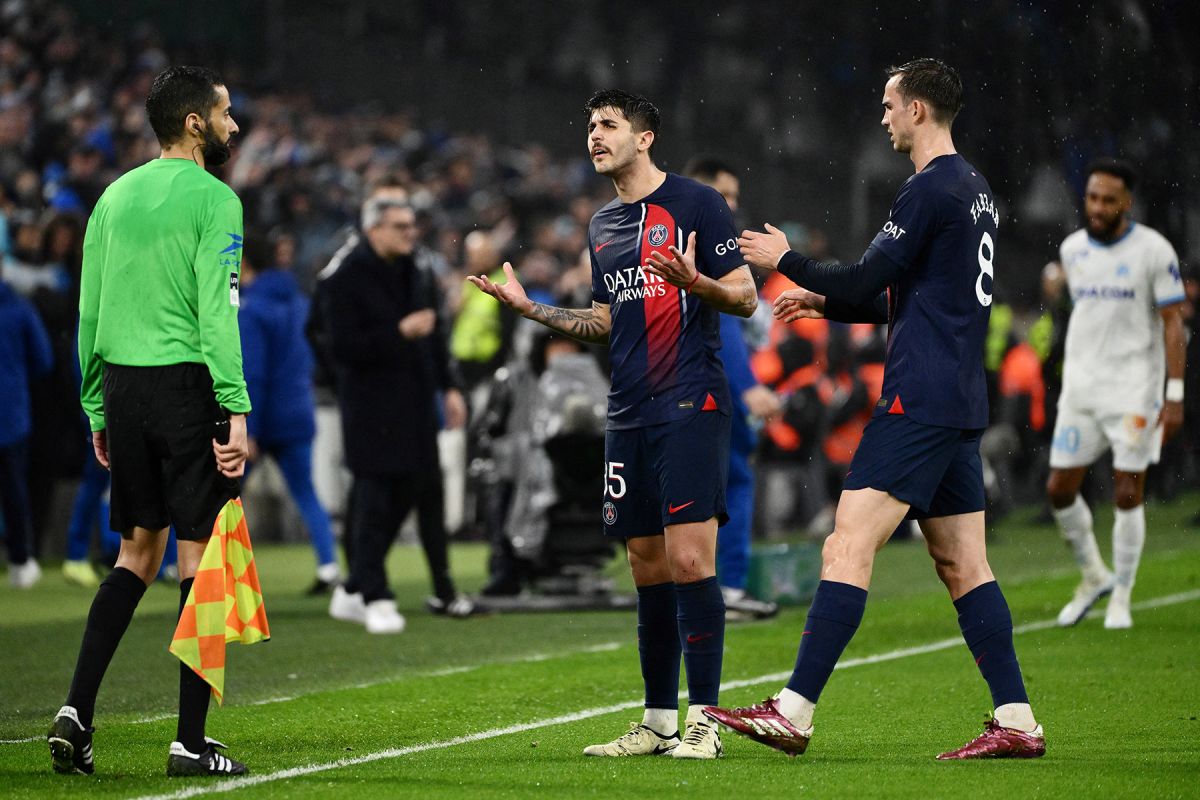 Barcelona Had PSG Standout Defender in 'Really Tough' Situation