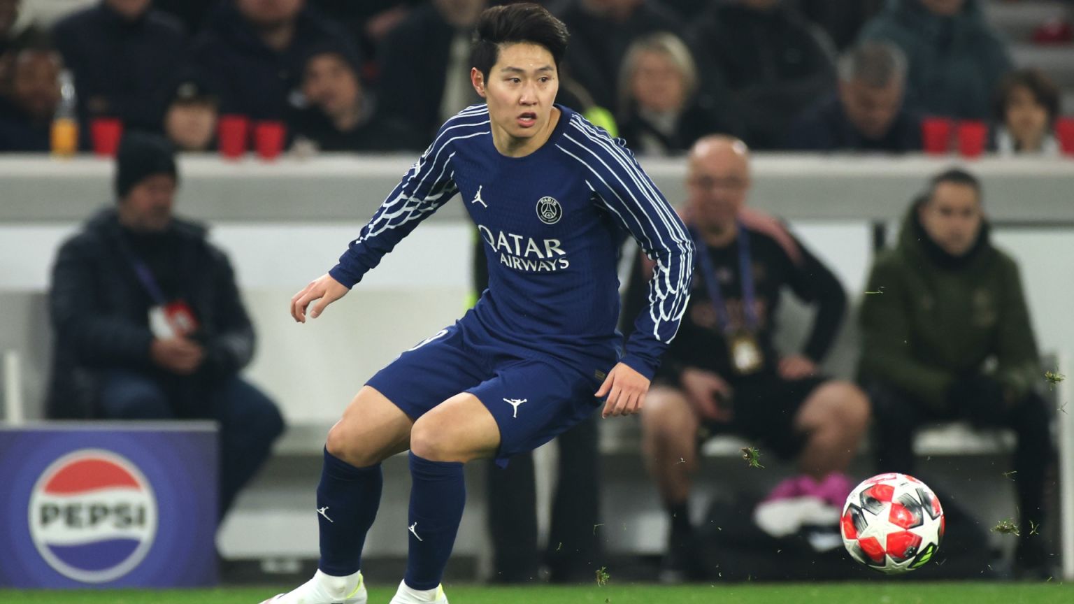 Report: PSG Bench Takes Hit by Kang-in Lee Injury Giving Arsenal Lift