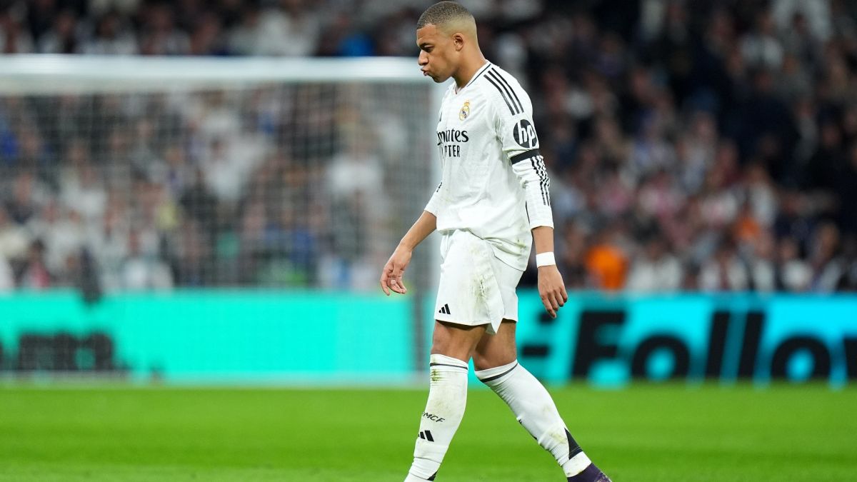 Real Madrid Fans Turn On Kylian Mbappé After Arsenal Defeat In UCL