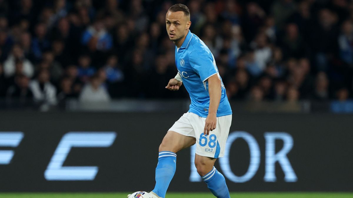 Man Utd, PSG Set for Major Showdown Over Napoli Midfielder