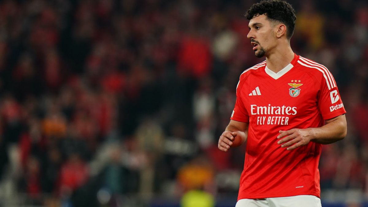 Chelsea, Liverpool, & PSG All Eye Same Target as Dean Huijsen Backup